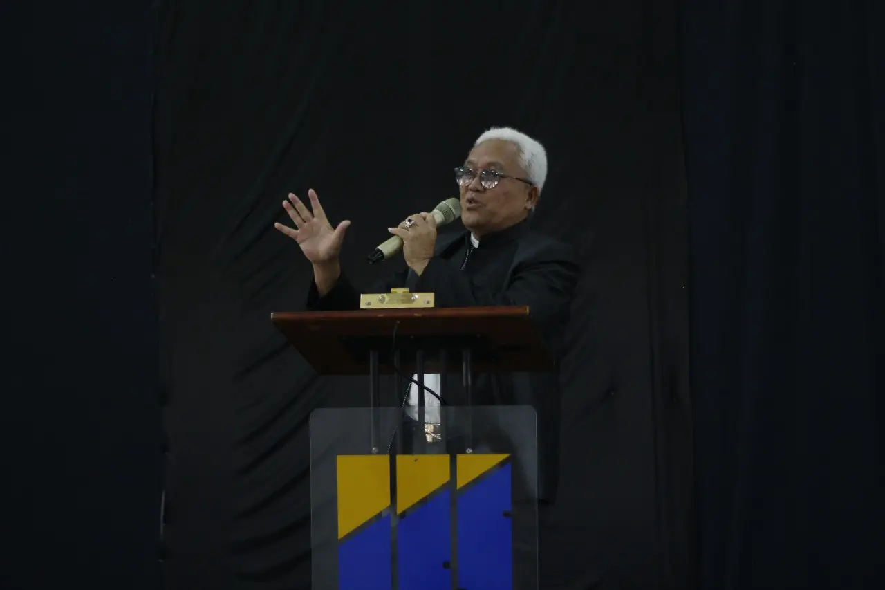 Yudisium FKD ARS Angkatan 2021: Momen Haru & Awal Baru - Suara Jiwa