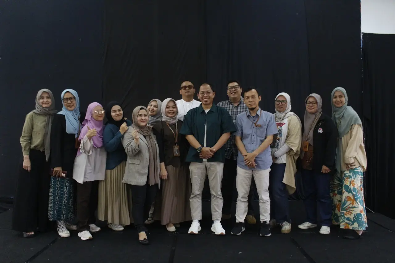 Yudisium FKD ARS Angkatan 2021: Momen Haru & Awal Baru - Suara Jiwa